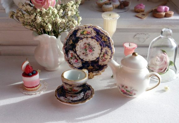 Decorating With Handmade Miniatures – Adorable HomeAdorable Home