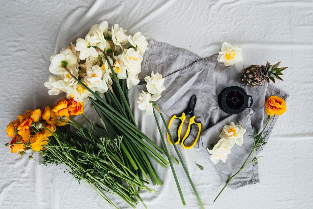 Diy Fresh Flower Garland Adorable Homeadorable Home