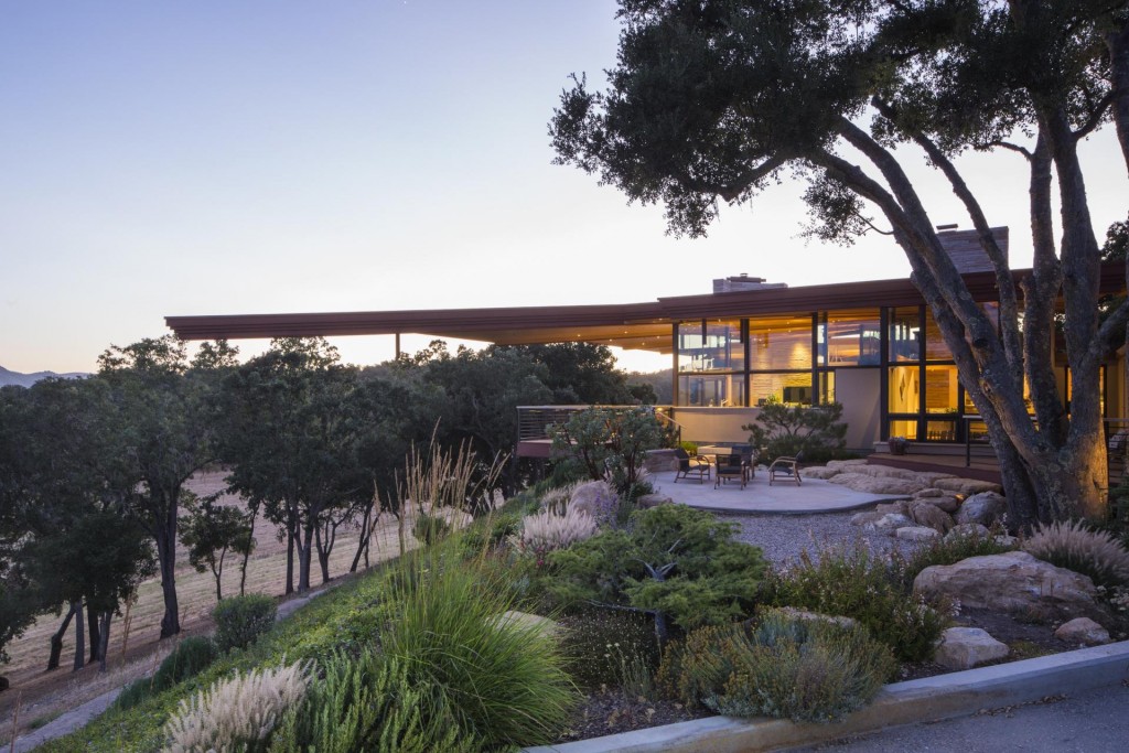 A Sight To See: Non-Traditional House Architecture – Adorable ...