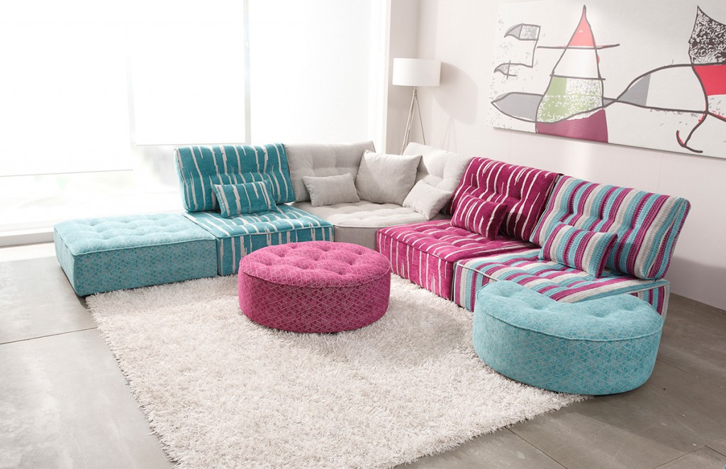 The Fully Customizable Arianne Love Sectional Sofa – Adorable ...