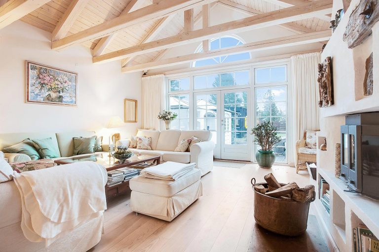 Cozy Cottage In Denmark Is A Country Lovers Dream – Adorable ...